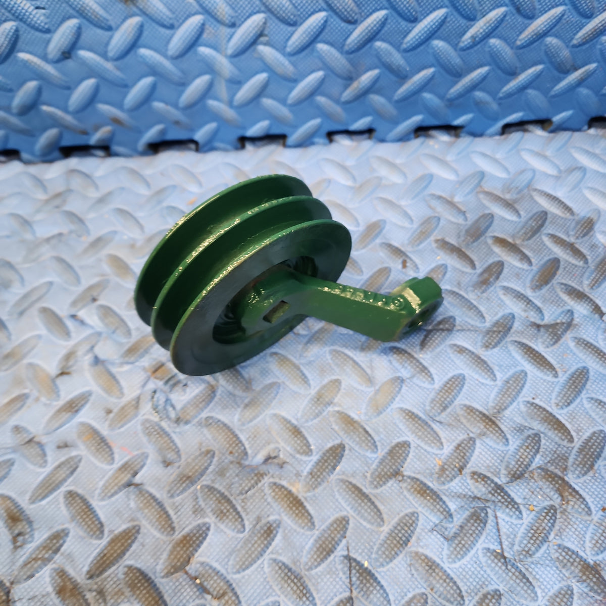 TAMD60 6 Cylinder Diesel Engine Lever 465473 And Twin V Belt Pulley 41 ...