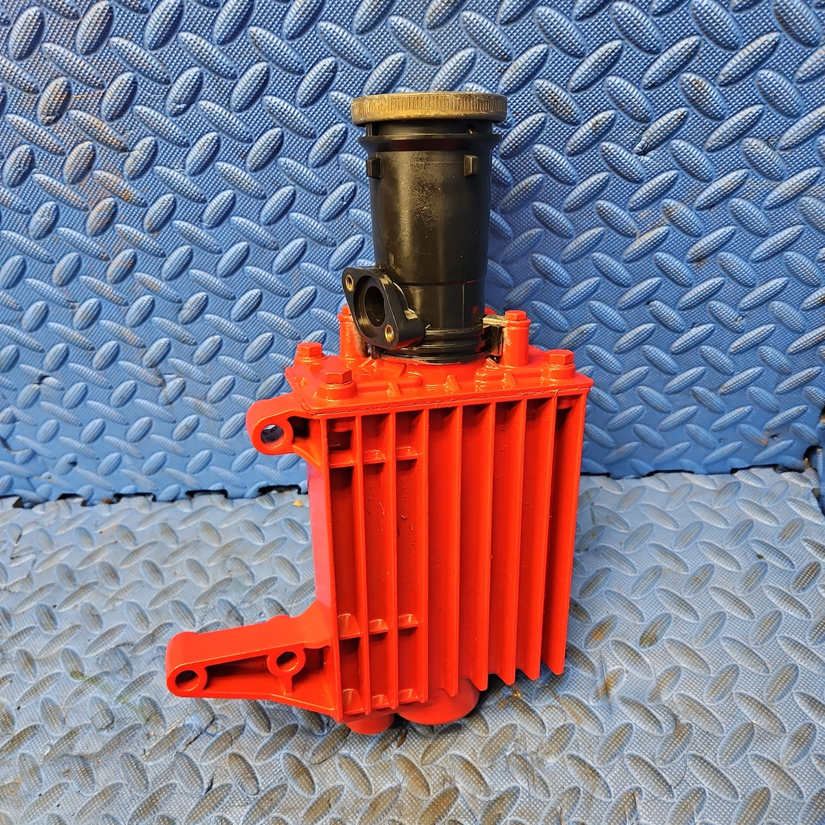 Volvo Penta AQ 120 125 140 145 Heat Exchanger With Plastic Strainer Ho ...