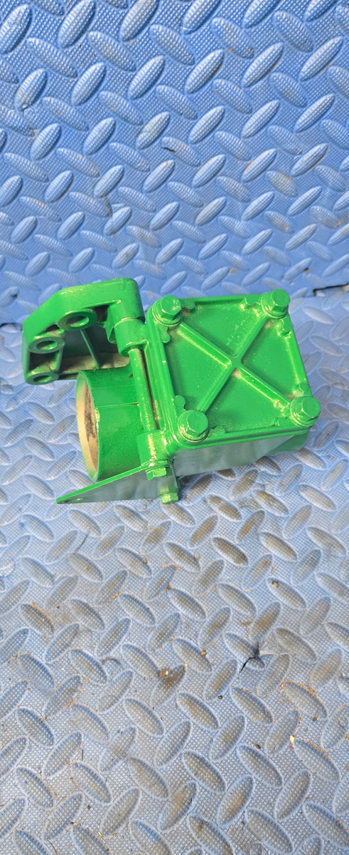 Volvo Penta Diesel TAMD72 Shutter Housing Connecting Pipe And Bracket ...