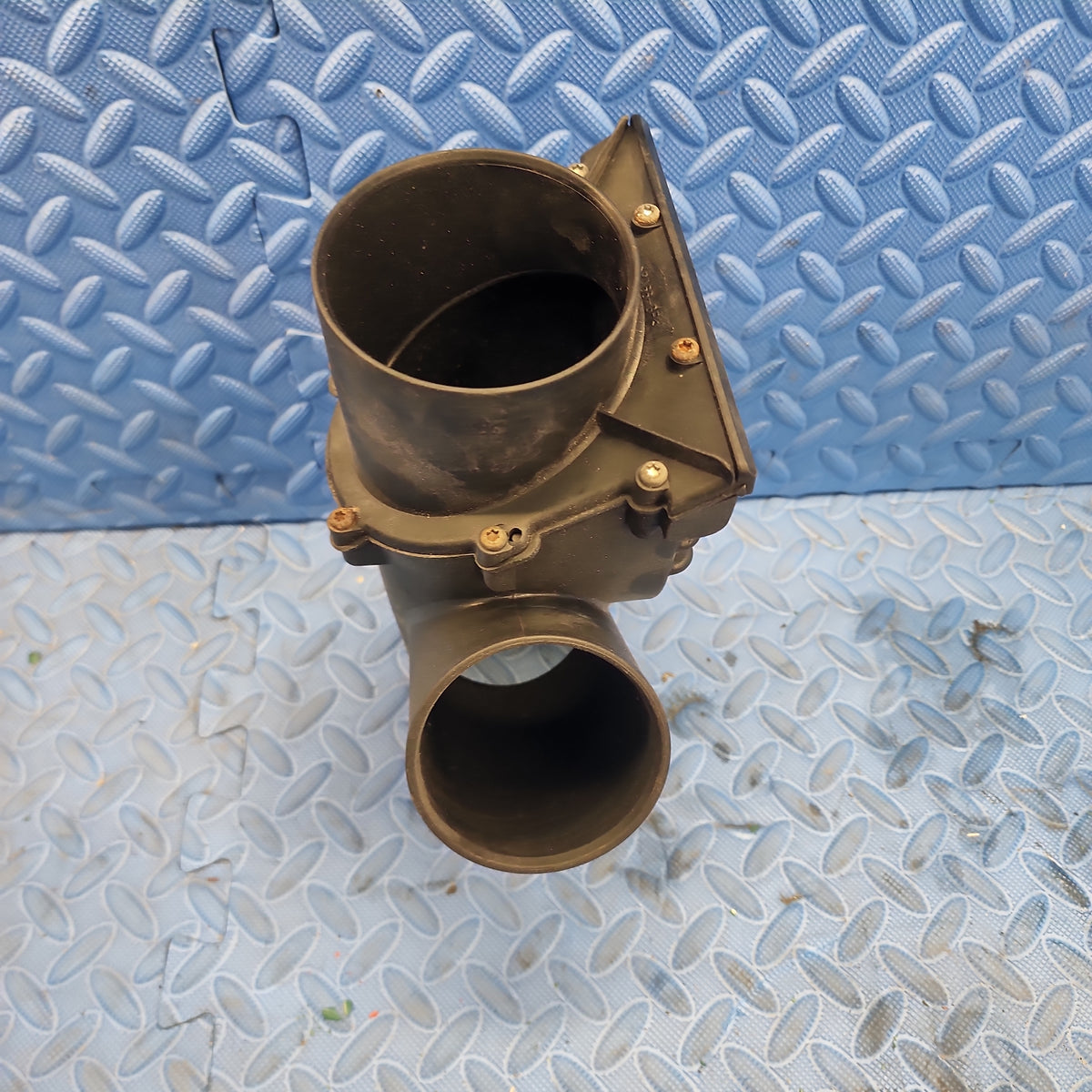 Volvo Penta KAMD44 6 Cylinder Diesel Engine Check Valve 3581019 ...