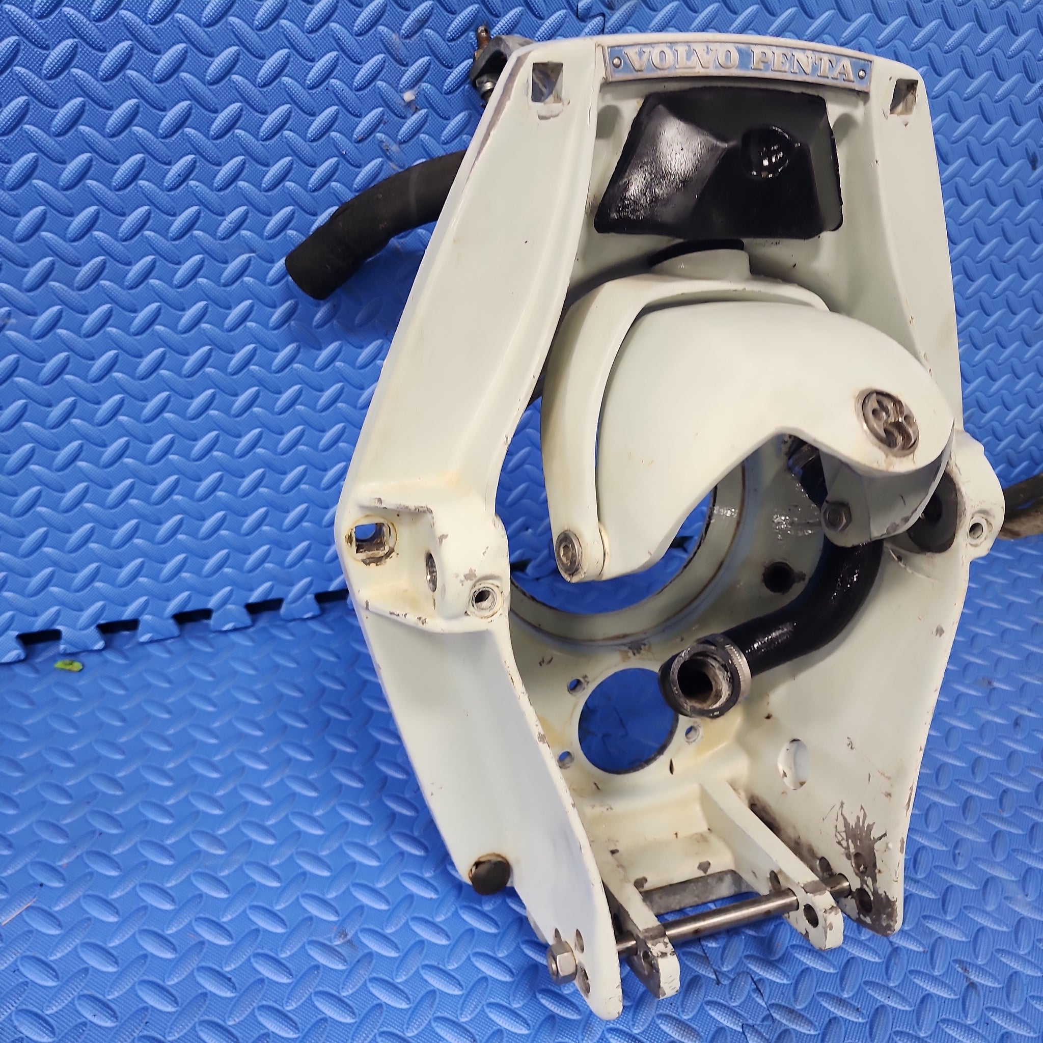 Volvo Penta AQ 270 275 280 4/6 Cyl V6 V8 Transom Shield Assembly 83943 ...