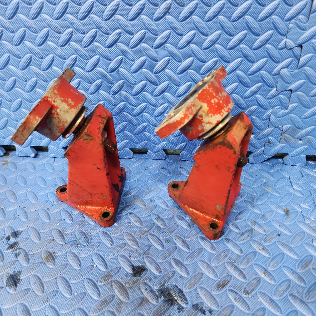 Volvo Penta AQ Series GM V6 V8 Engine Mounts And Rubber Cushion Set 83 ...