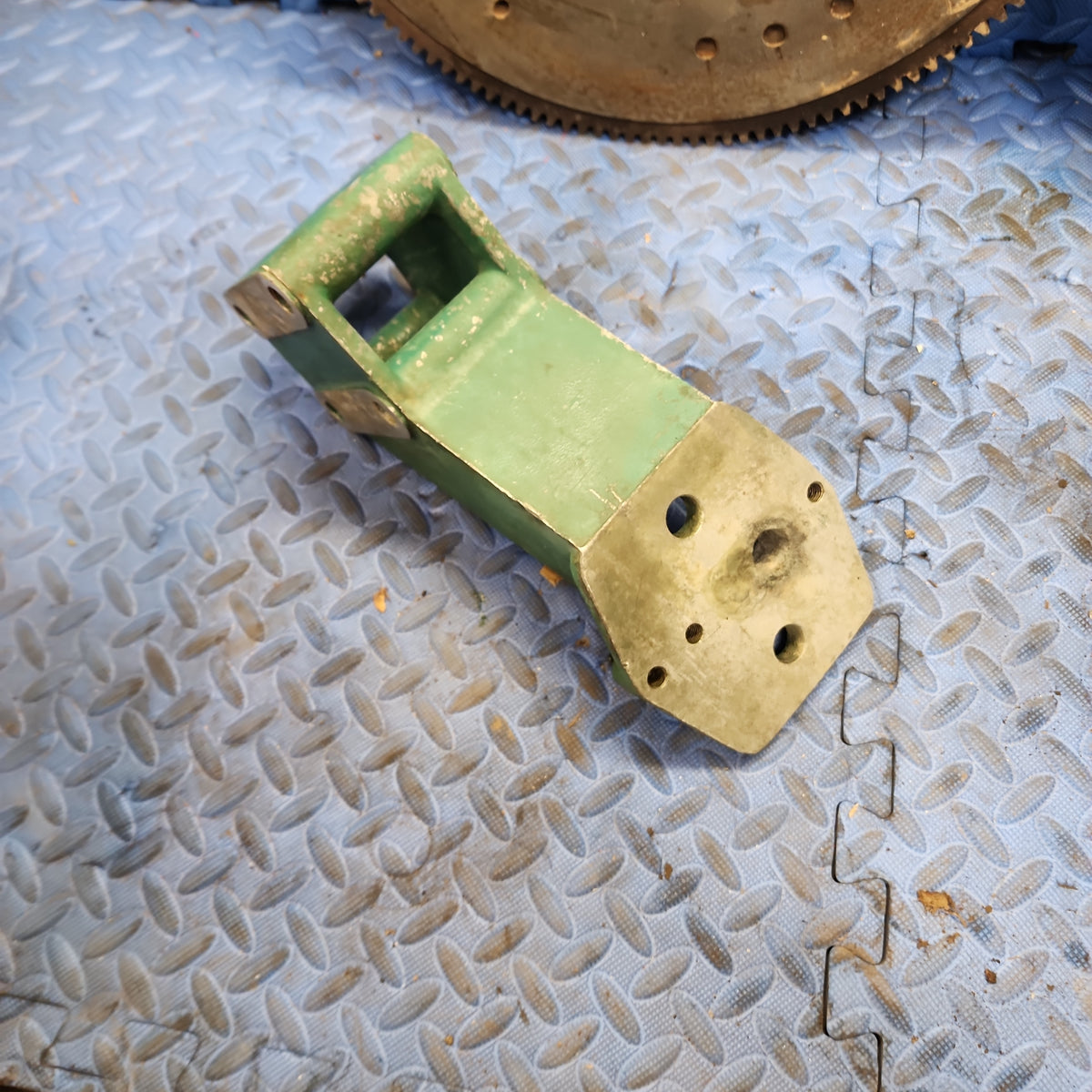 Volvo Penta TAMD60 Diesel Engine Rear Engine Suspension Mount Bracket ...