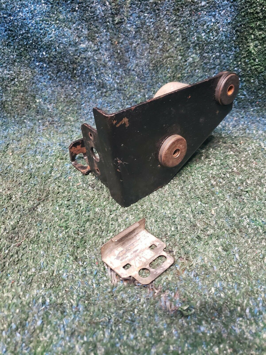 Volvo Penta GM Engine V6 V8 Throttle Coil Switch Bracket 834700 4.3 5 ...